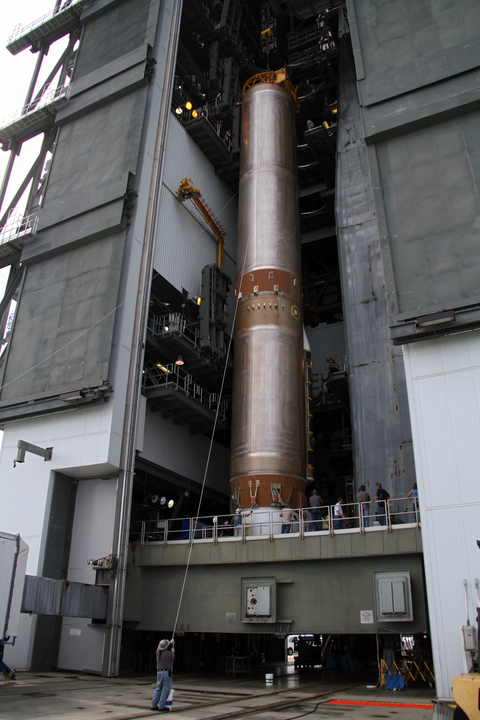 Spaceflight Now | Atlas Launch Report | Photo Gallery: Rocket assembly ...