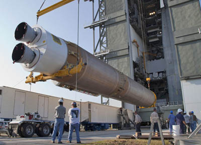 Spaceflight Now | Breaking News | Hagel says crisis demands review of ...